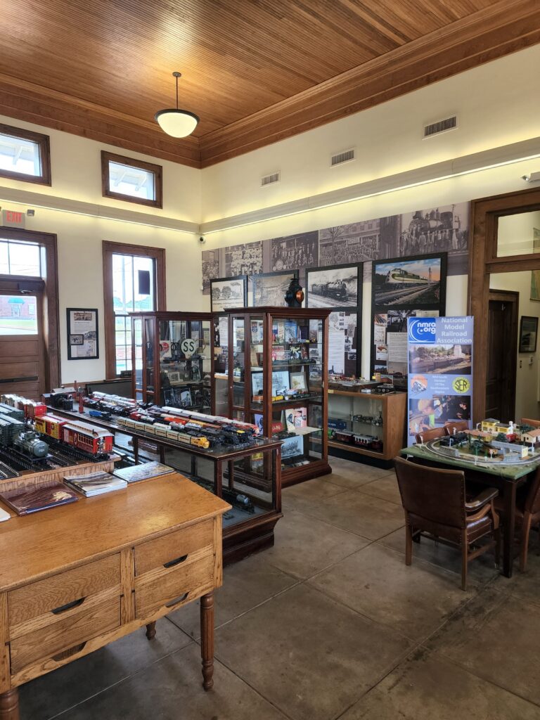 Historic Depot & Railroad Museum - City of Decatur, Alabama